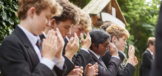 Welcome to Finchley Catholic High School