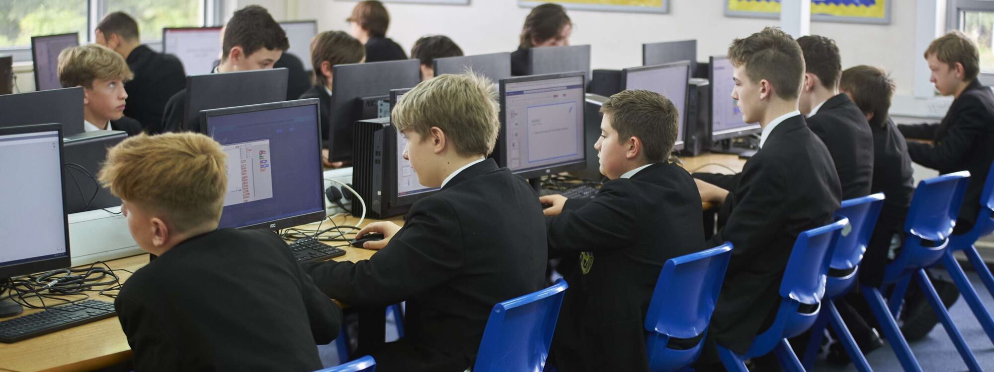 IT - Explore our Subjects - Finchley Catholic High School