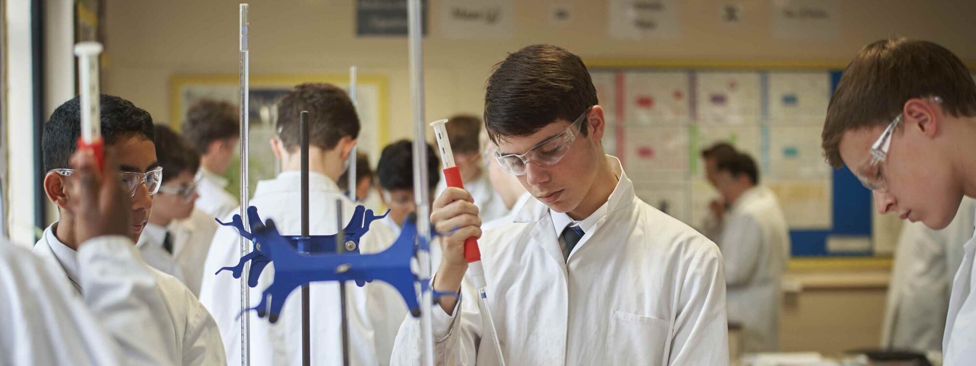 Science - Explore our Subjects - Finchley Catholic High School